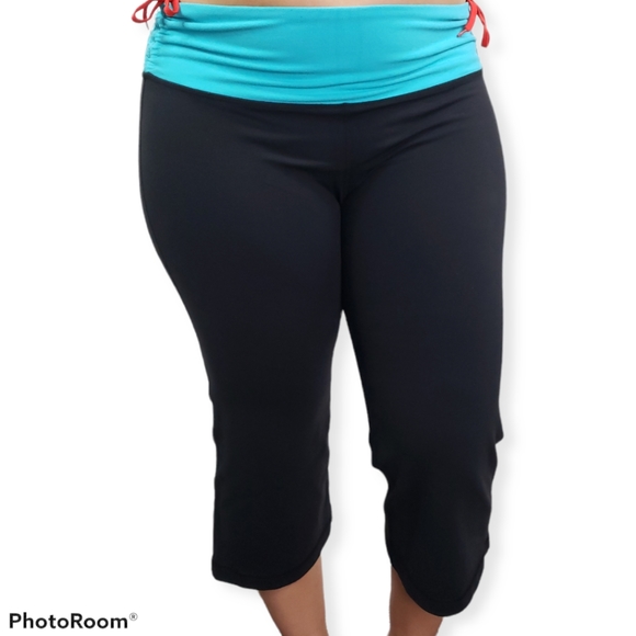 lululemon athletica | Pants & Jumpsuits | Lululemon Drawstring Crop ...